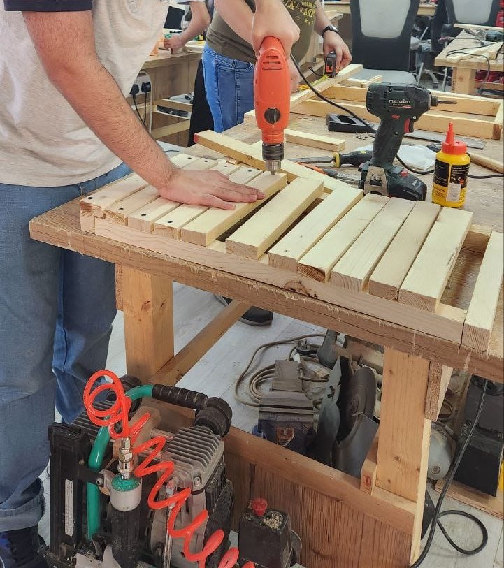 مبادئ النجارة - Crafts academy